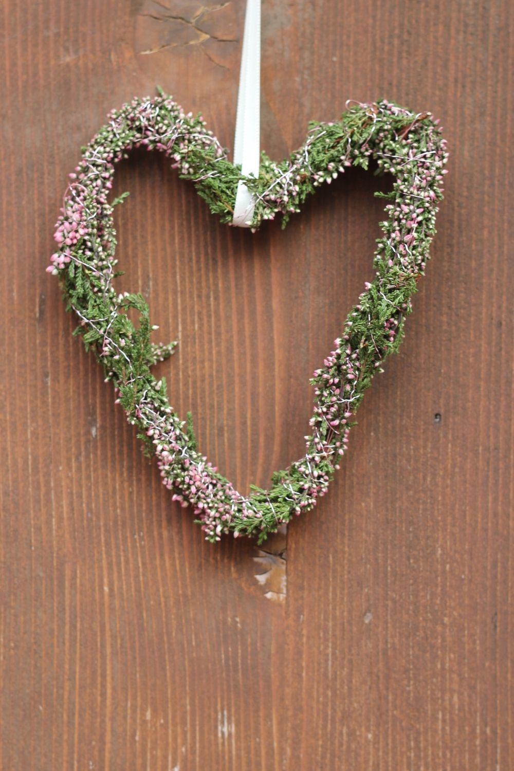 Herbst Deko Idee zum selber machen Herz aus Heide - Blumen Flora-Line